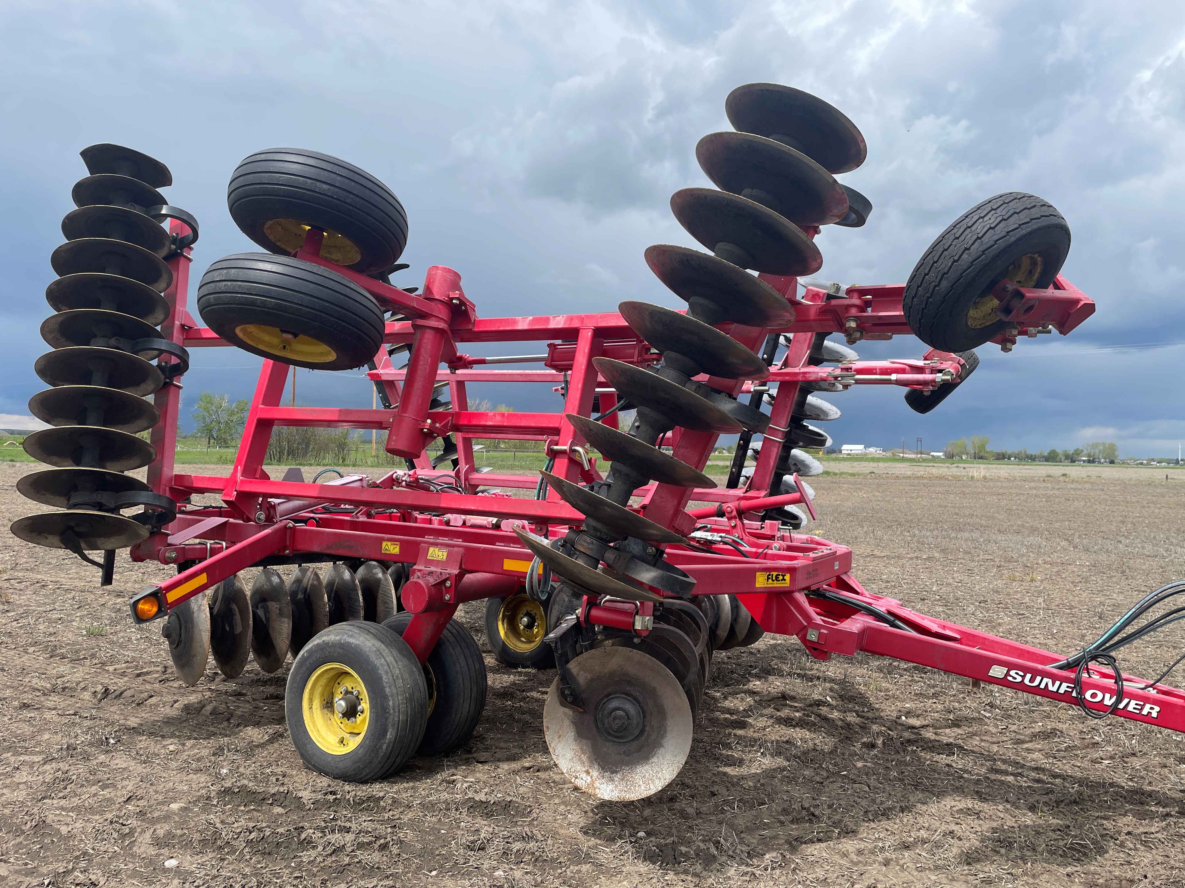 Agriterra Equipment | New, Used Agricultural Equipment