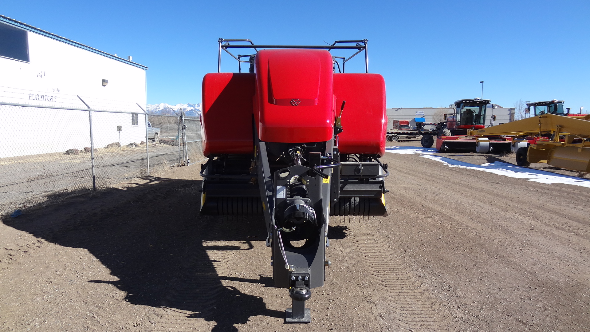 2025 Massey Ferguson MFLB2233 - Redlund Equipment